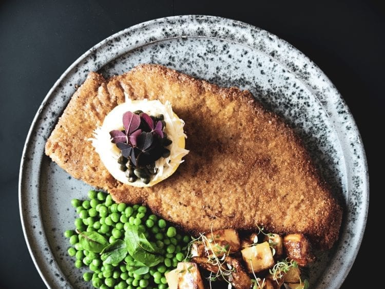 Wienerschnitzel - Opskrift på klassisk Wienerschnitzel