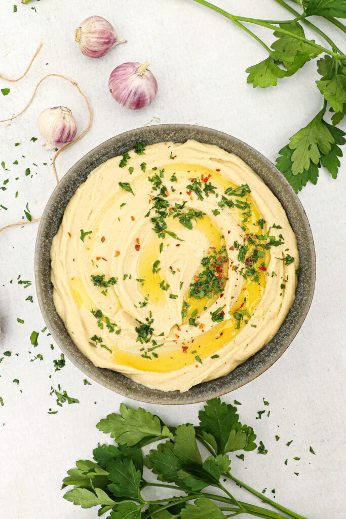 Cremet hummus - Opskrift på cremet hummus med kikærter fra dåse