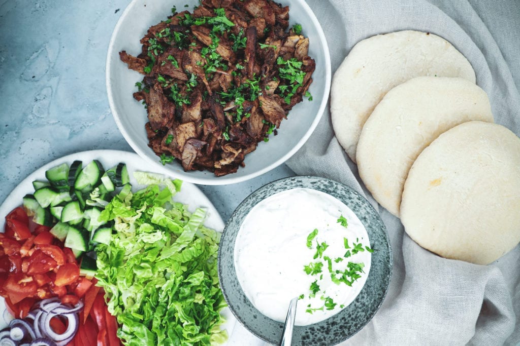 Hjemmelavet kebak - Opskrift på hjemmelavet kebab af lam