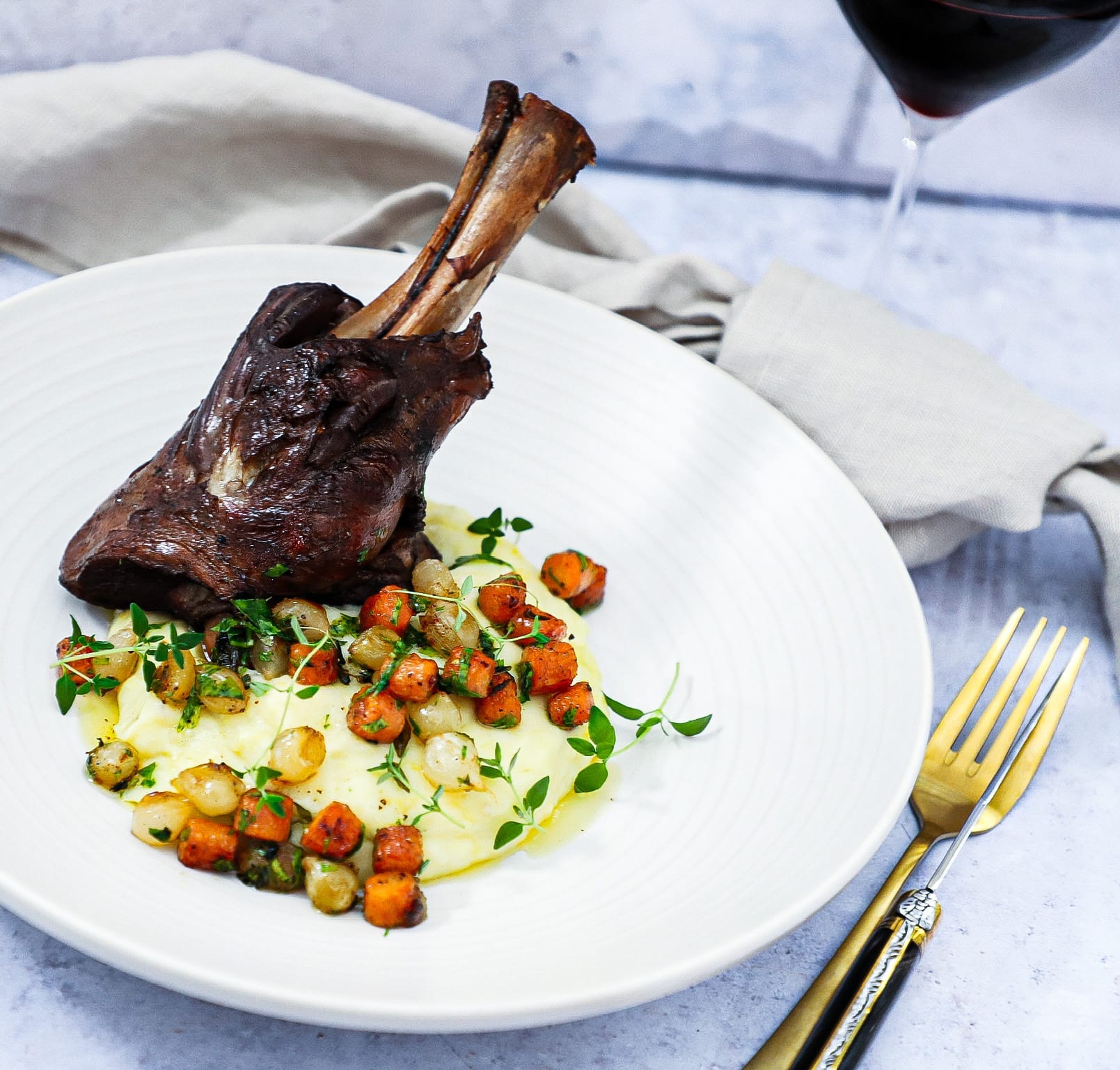 Lammeskank - Rødvins braiseret lammeskank med kartoffelmos