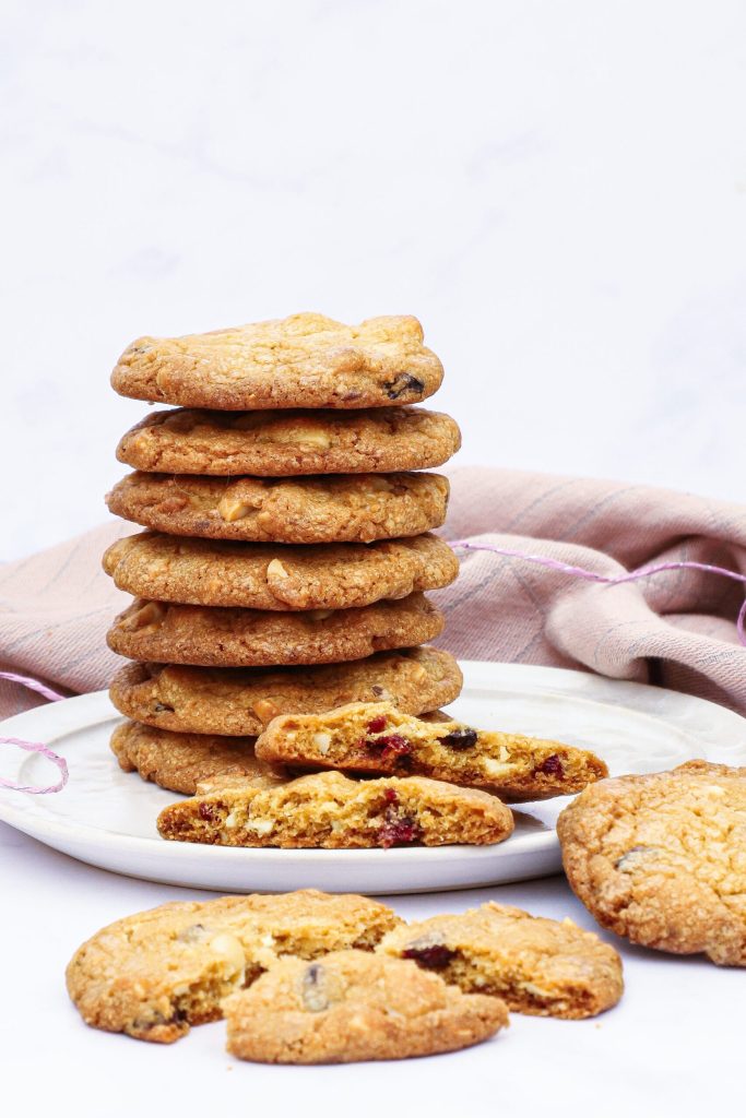 Hjemmebagte cookies - Opskrift på cookies med chokolade og nødder