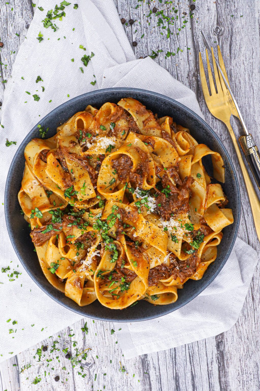 Short ribs pasta - Opskrift på pasta med braiserede short ribs